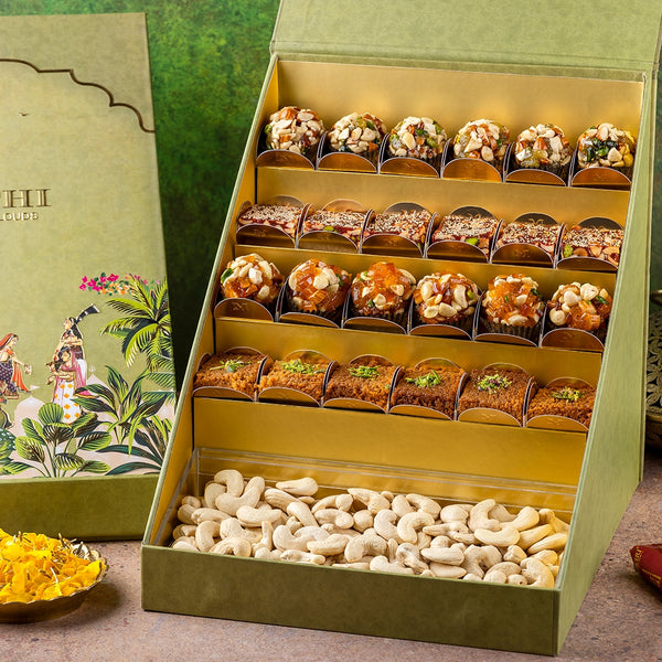 Buy Assorted Green Pyramid Mithai & Sweet Hamper Online In Delhi ...